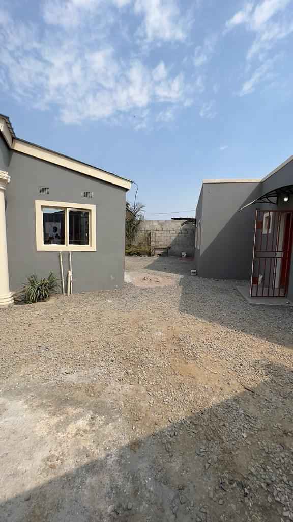 Boarding Houses In - Lusaka, Bauleni - BAULENI Girls Boarding House